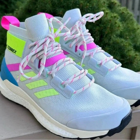 tenis de mujer adidad | Shoes | Adidas Terrex Multicolor Hightop ...